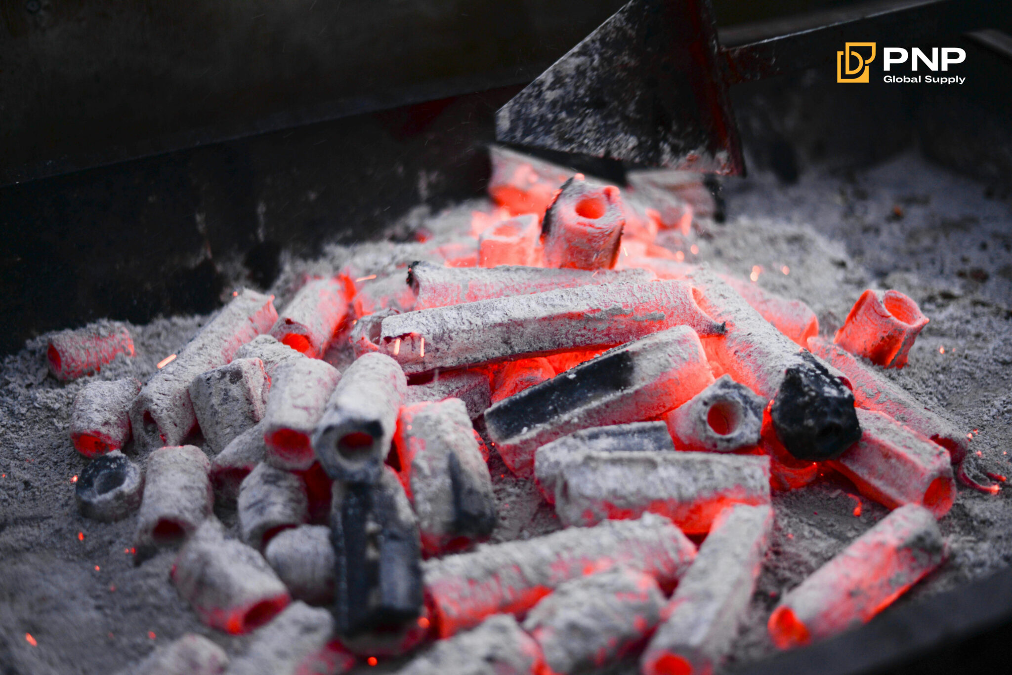 How Long Charcoal Burn And Tips To Maximize Burn Time - PNP Charcoal